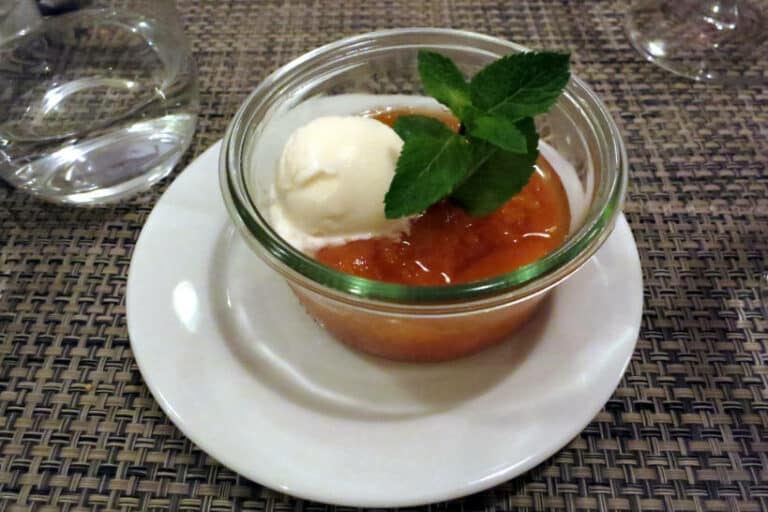 12 Affordable Restaurants In Paris For Tasty French Cuisine