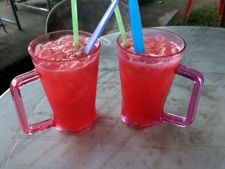 Iced Bandung Recipe: How To Make Singapore Rose Milk Syrup Drink