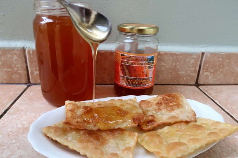 Why Thyme Honey From Crete Is One Of The Best In The World