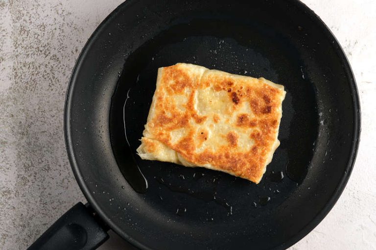 Thai Roti Recipe: How To Make The Best Crispy Thai Banana Pancake