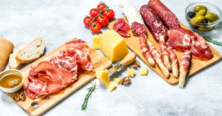 Top 7 Italian Snacks Box To Taste La Dolce Vita - A Full Review