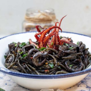 Spaghetti Al Nero Di Seppia Recipe: How To Make Sicilian Black Pasta