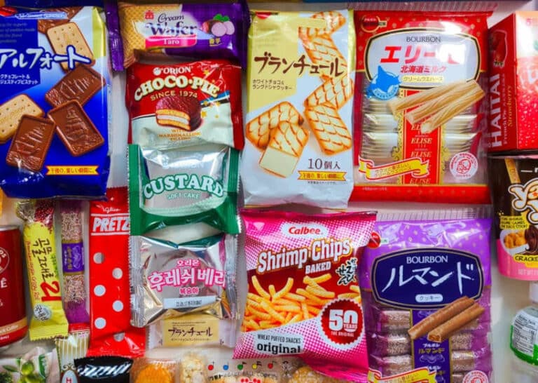 Top 15 Asian Snacks Box To Spice Up Your Cravings (2023)