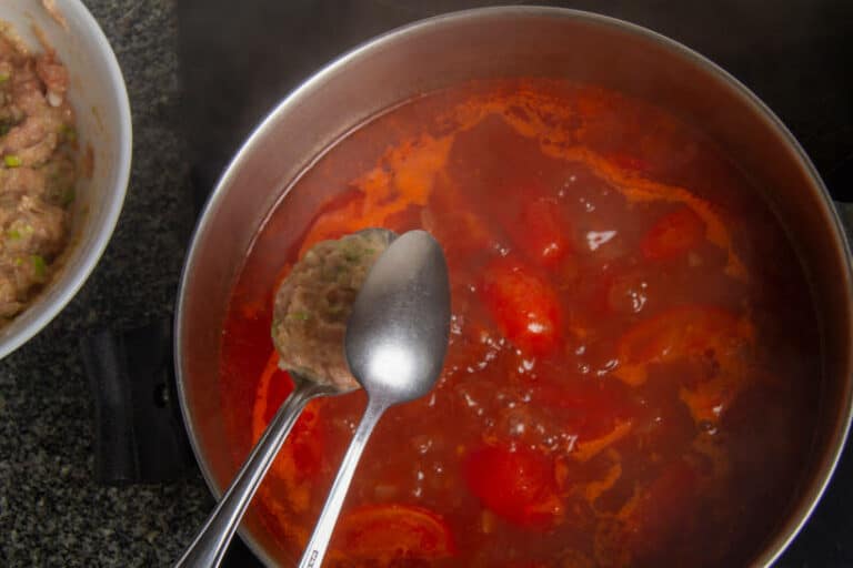 Bun Rieu Recipe: How To Make Vietnamese Crab Noodle Soup