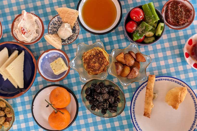 9 Best Istanbul Food Tours To Taste Turkish Cuisine