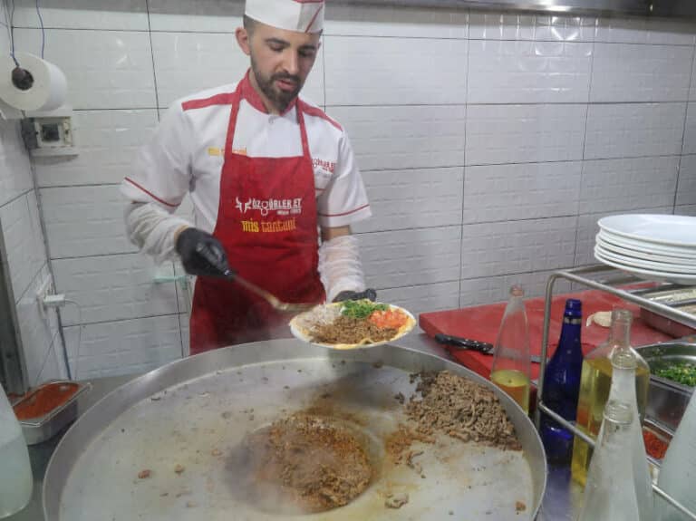 Istanbul Street Food Guide: 20 Tastiest Street Foods To Eat In Turkey