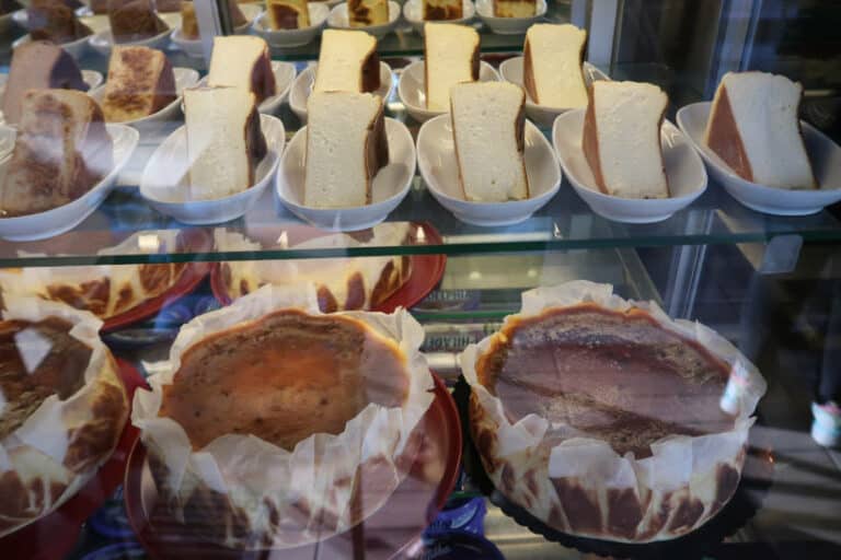 17 Most Popular Turkish Desserts You Can’t Wait To Try