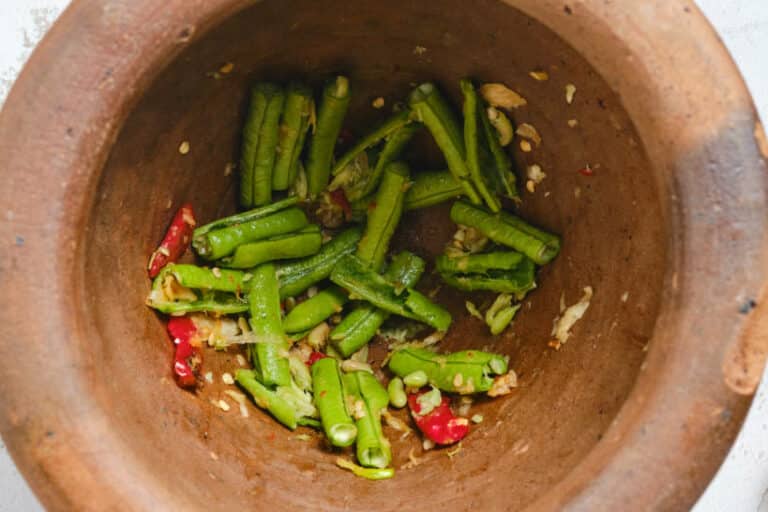 Lao Papaya Salad Recipe: How To Make The Famous Laotian Salad