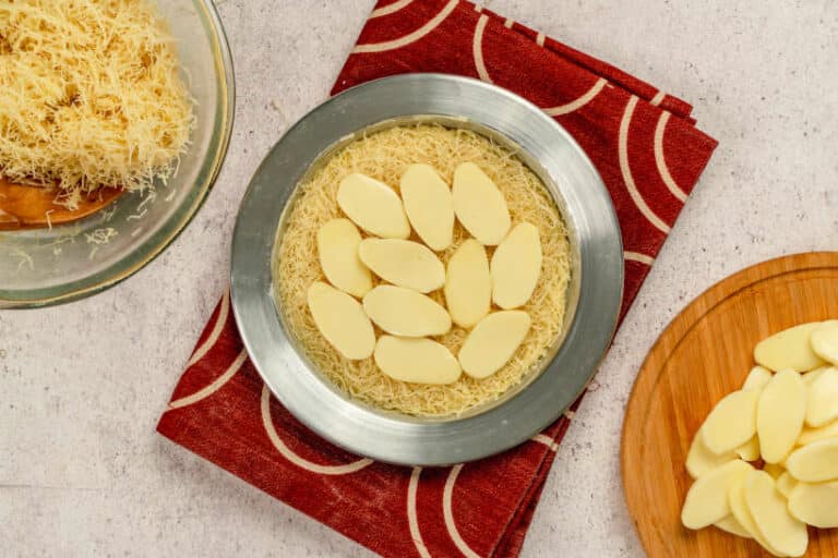 Easy Kunefe Recipe: Tantalizing Turkish Cheese Pastry