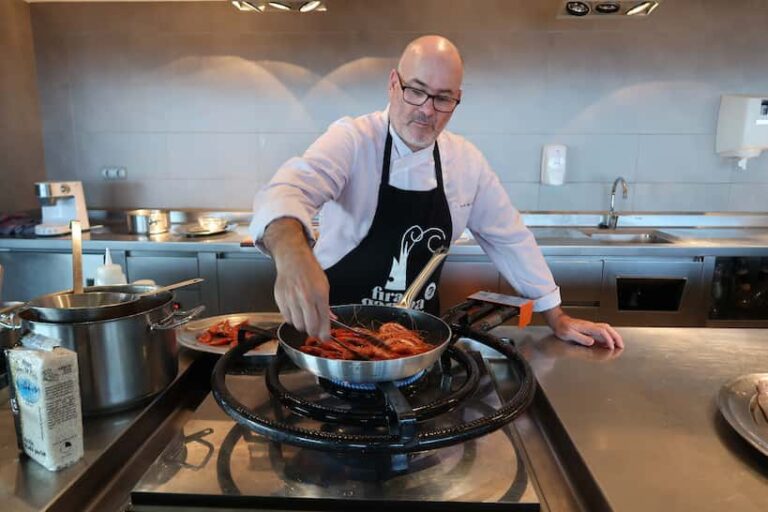 7 Unforgettable Cooking Vacations In Spain